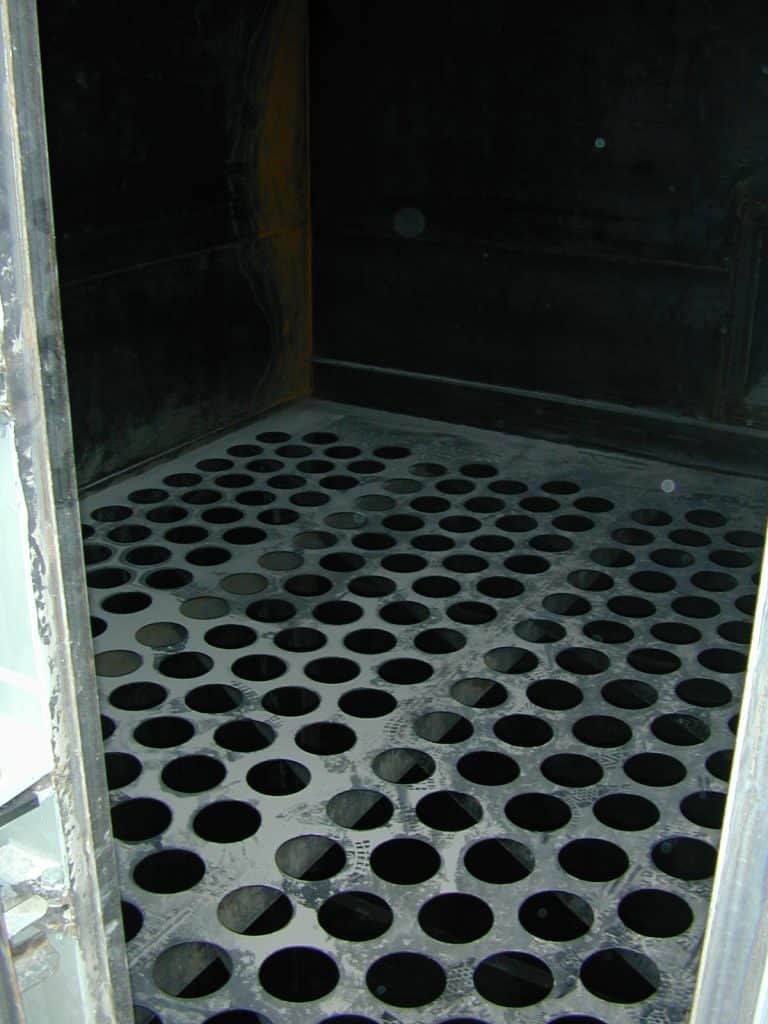 Pulse-Jet-Dust-Collector-Tubesheet-From-Top-Without-Filters – Baghouse.com